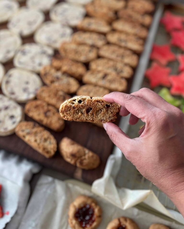 Easy Biscotti Recipe - The Kitchen Docs