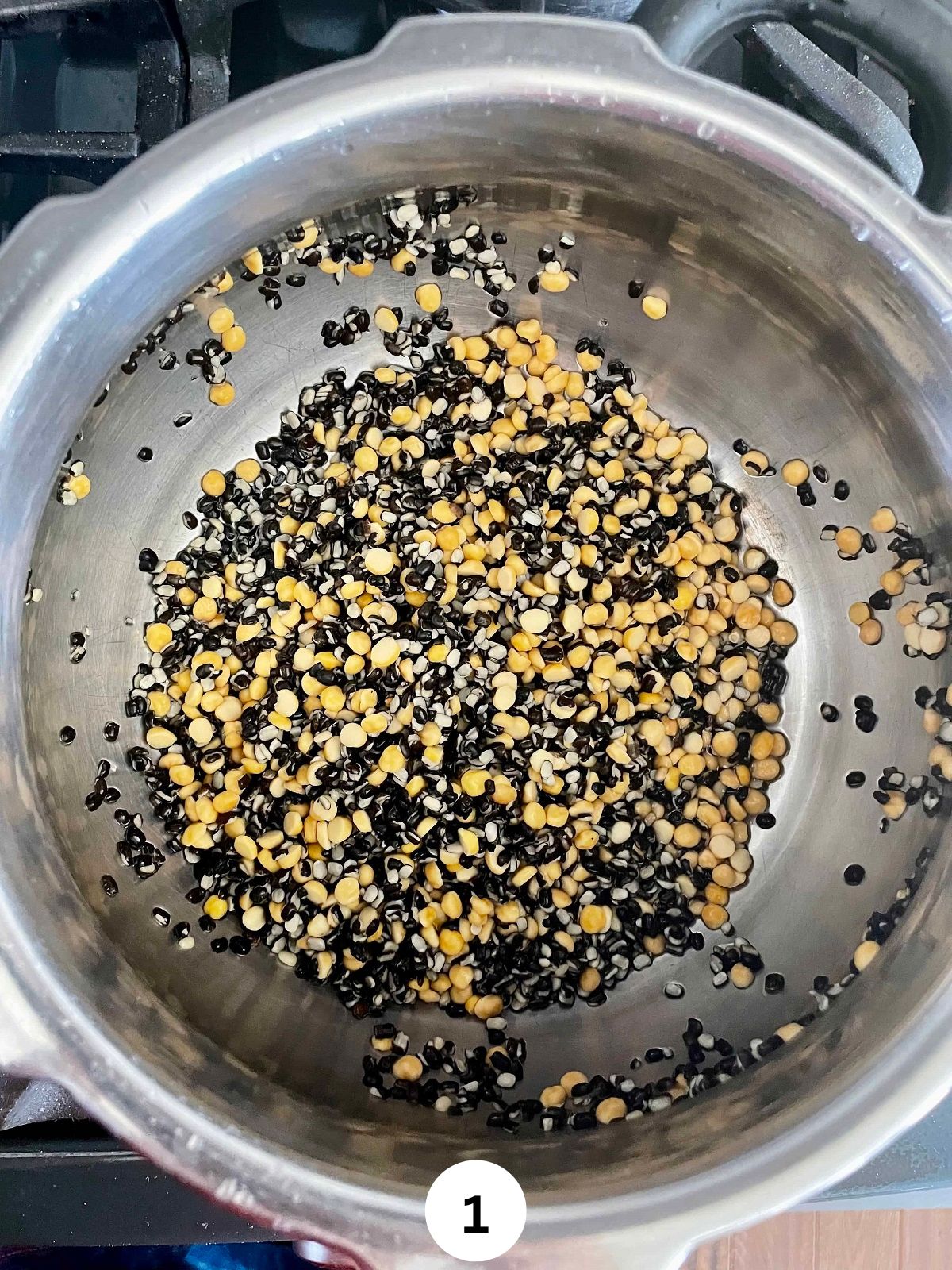 Mixed Lentil Dal Recipe: Easy Indian Maah Choley ki Dal - The Kitchen Docs