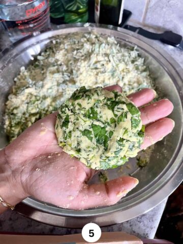 Methi Wali Makki ki Roti (Sweet Corn Flatbread with Fenugreek) - The ...